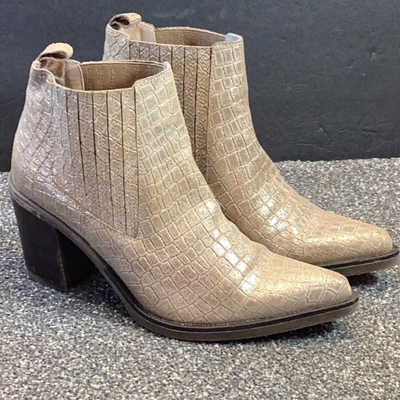 Emanuele Crasto | Shoes | Emanuels Crasto Ankle Boots | Poshmark